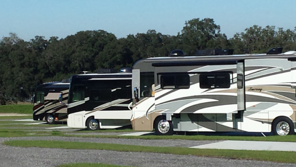 RV PARK - The Grand Oaks Resort