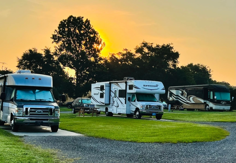 Home - The Grand Oaks Resort